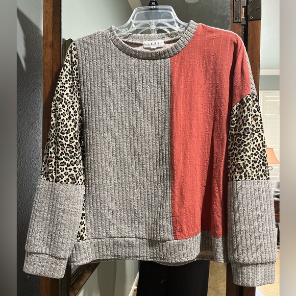 THML | Sweaters | Thml Gray Sweater With Cheetah And Orange Size Large ...
